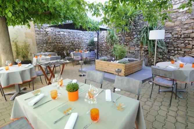 The 10 Best Restaurants In Nîmes, France