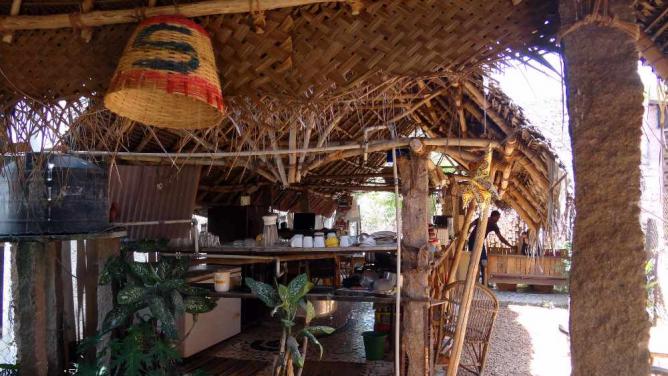 The 10 Best Bars In Pondicherry, India
