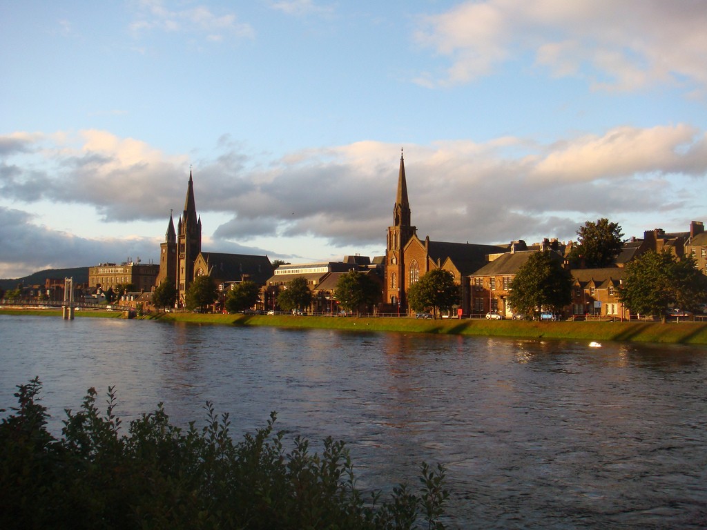 The 10 Best Bars and Pubs in Inverness, Scotland