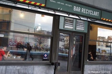 10 Best Bars In The Marolles Area Of Brussels, Belgium