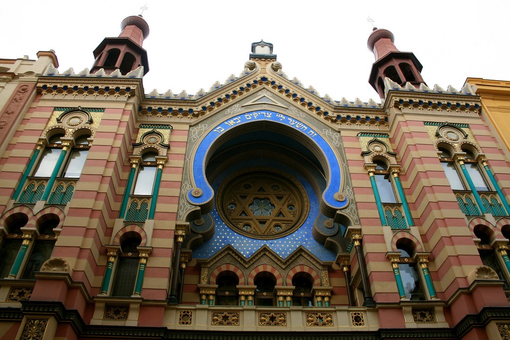 The World’s 10 Most Beautiful Synagogues