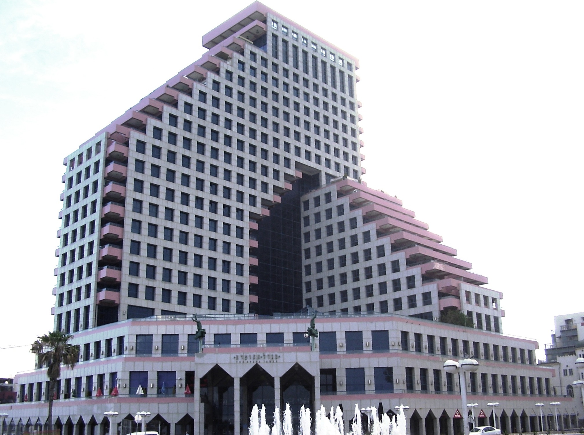 13 Must-See Buildings In Tel Aviv