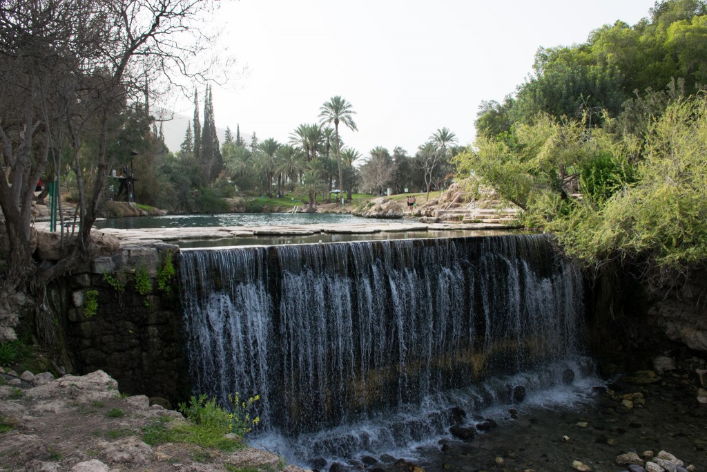 A Guide To Israel's Natural Hot Springs
