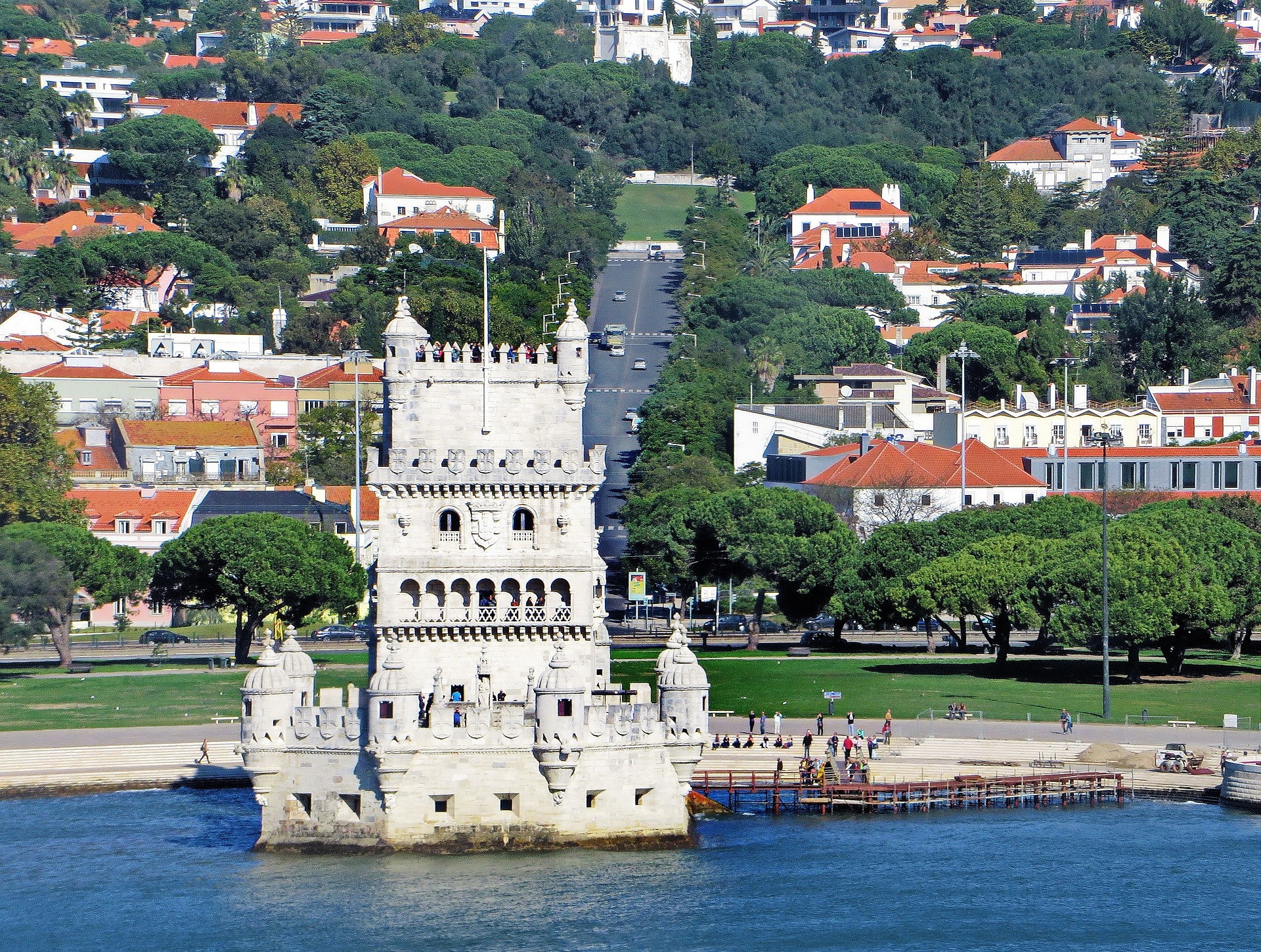 These 18 Pictures Will Convince You That Lisbon Is the Most Beautiful ...