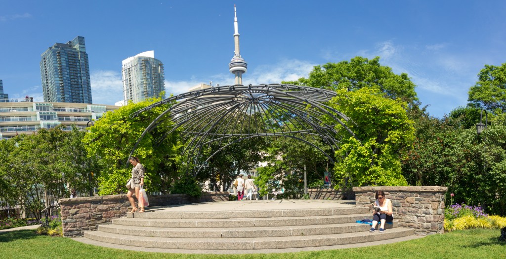 10 Romantic Spots to Propose in Toronto, Canada