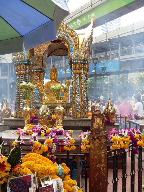 A Brief History of the Erawan Shrine in Bangkok