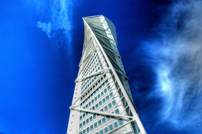 The Story Behind Malmo’s Turning Torso, the World’s First Twisting Tower