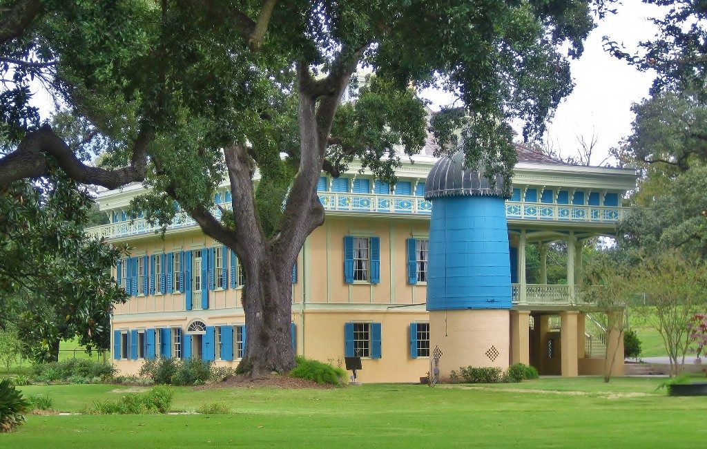 10 Notable Southern Plantation Tours in the United States