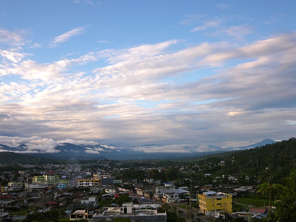 The Best Ways to Access the Amazon From Tena, Ecuador