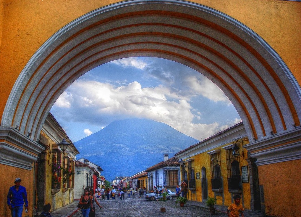 A Brief History of Antigua’s Santa Catalina Arch
