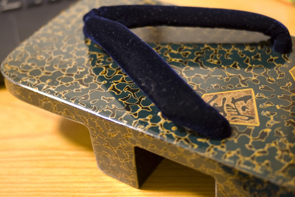 8 Types of Traditional Japanese Footwear