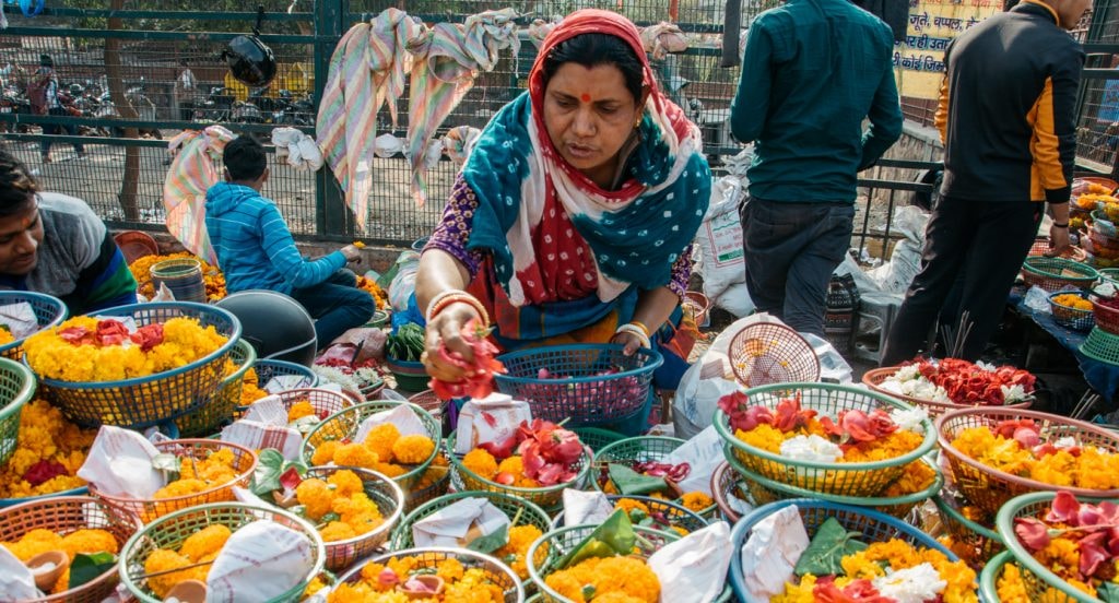 Uniquely Indian Souvenirs and Where to Buy... | Culture Trip