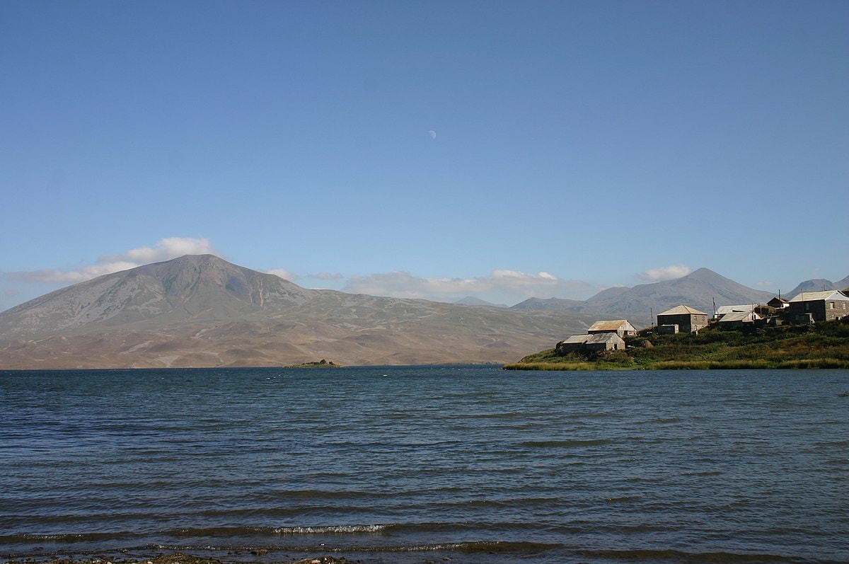 15 Stunning Lakes You Must Visit in Georgia