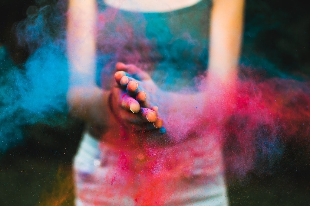 How To Make Safe And Natural Holi Colours At Home how-to-make-safe-and-natural-holi-colours-at-home