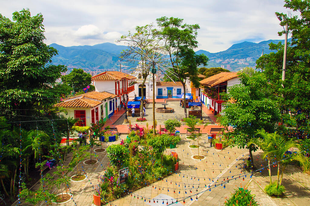 Language Schools Learning Spanish In The Thick Of Medell n Colombia language-schools-learning-spanish-in-the-thick-of-medell-n-colombia