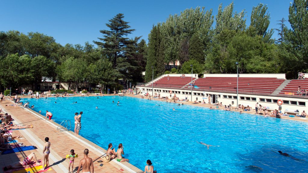 The Best Places to Go Swimming in Madrid, Spain