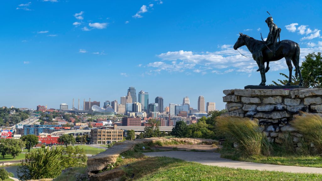 The Best Pet Friendly Hotels To Book In Kansas City the-best-pet-friendly-hotels-to-book-in-kansas-city